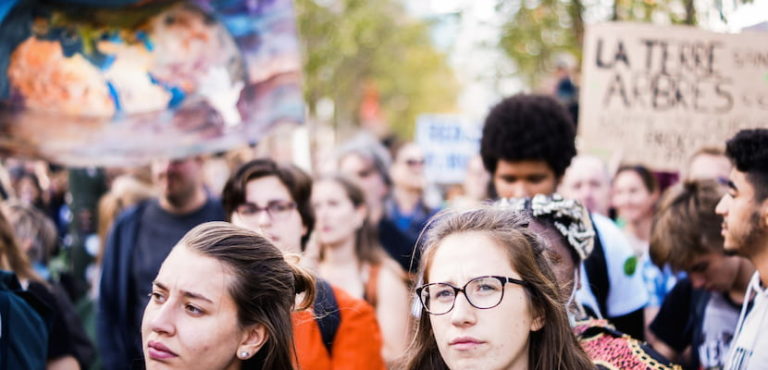 La grève en France : une vraie tradition - Factorial